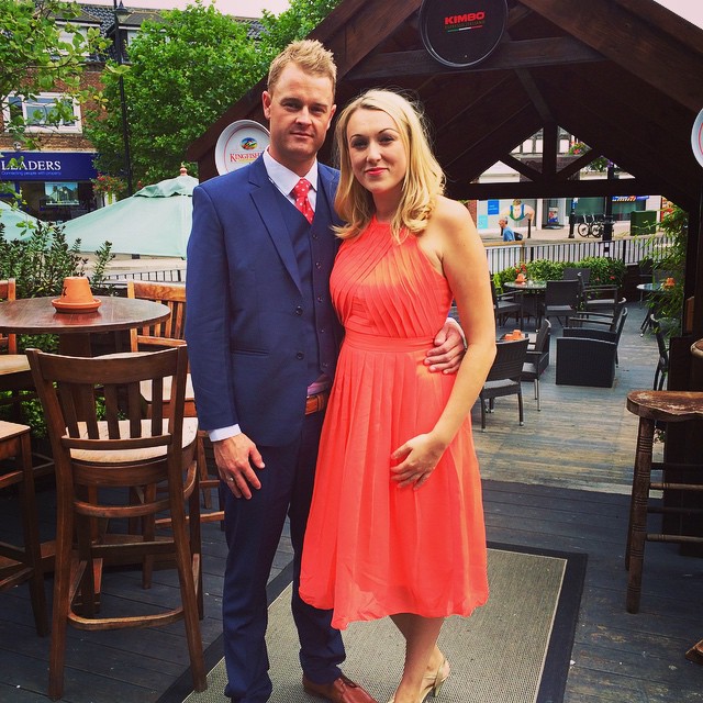 Esta bebé de un año ha viajado por el mundo desde que nació