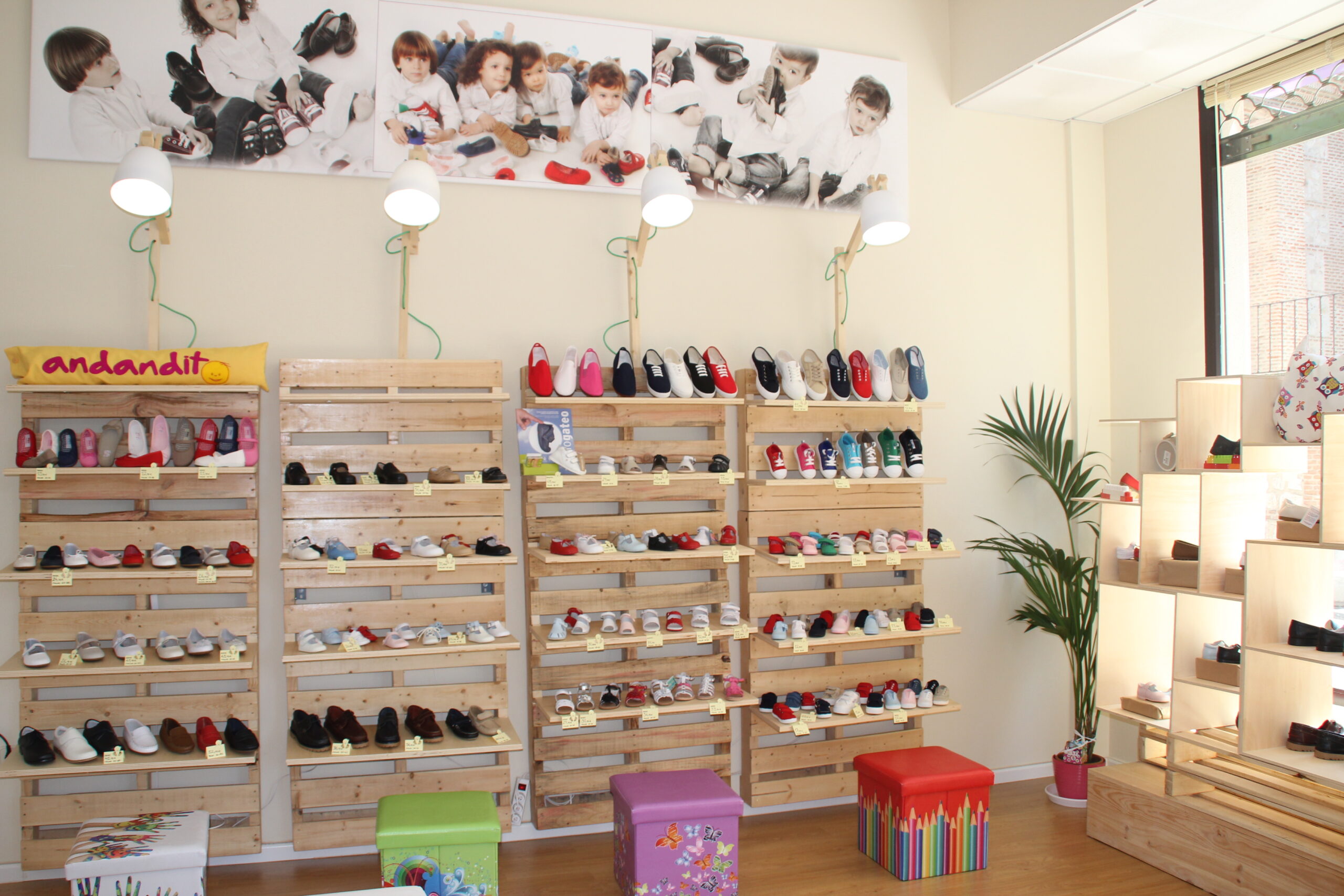 15 Cosas que suceden cuando tienes los pies pequeños