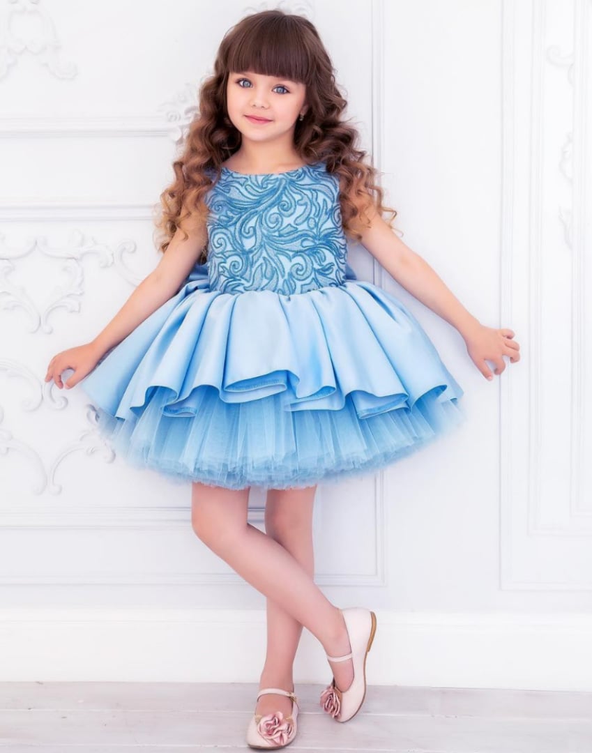 Niña rusa es nombrada la nueva niña más linda del mundo