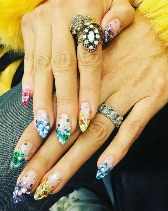 15 diseños de uñas de almendra que necesitas probar ahora