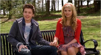 16 Datos que te harán amar aún más a Nick Robinson