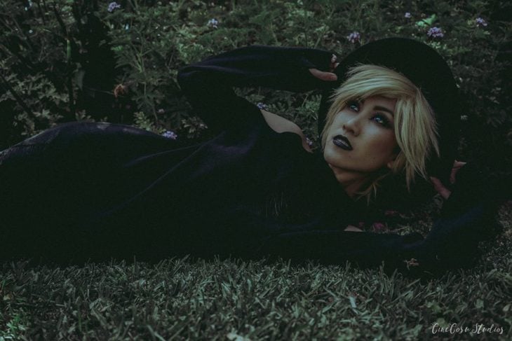 Fotógrafos convirtieron a Sailor Scouts en chicas góticas