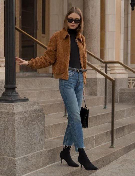 Formas de combinar tus outfits color café y lucir radiante