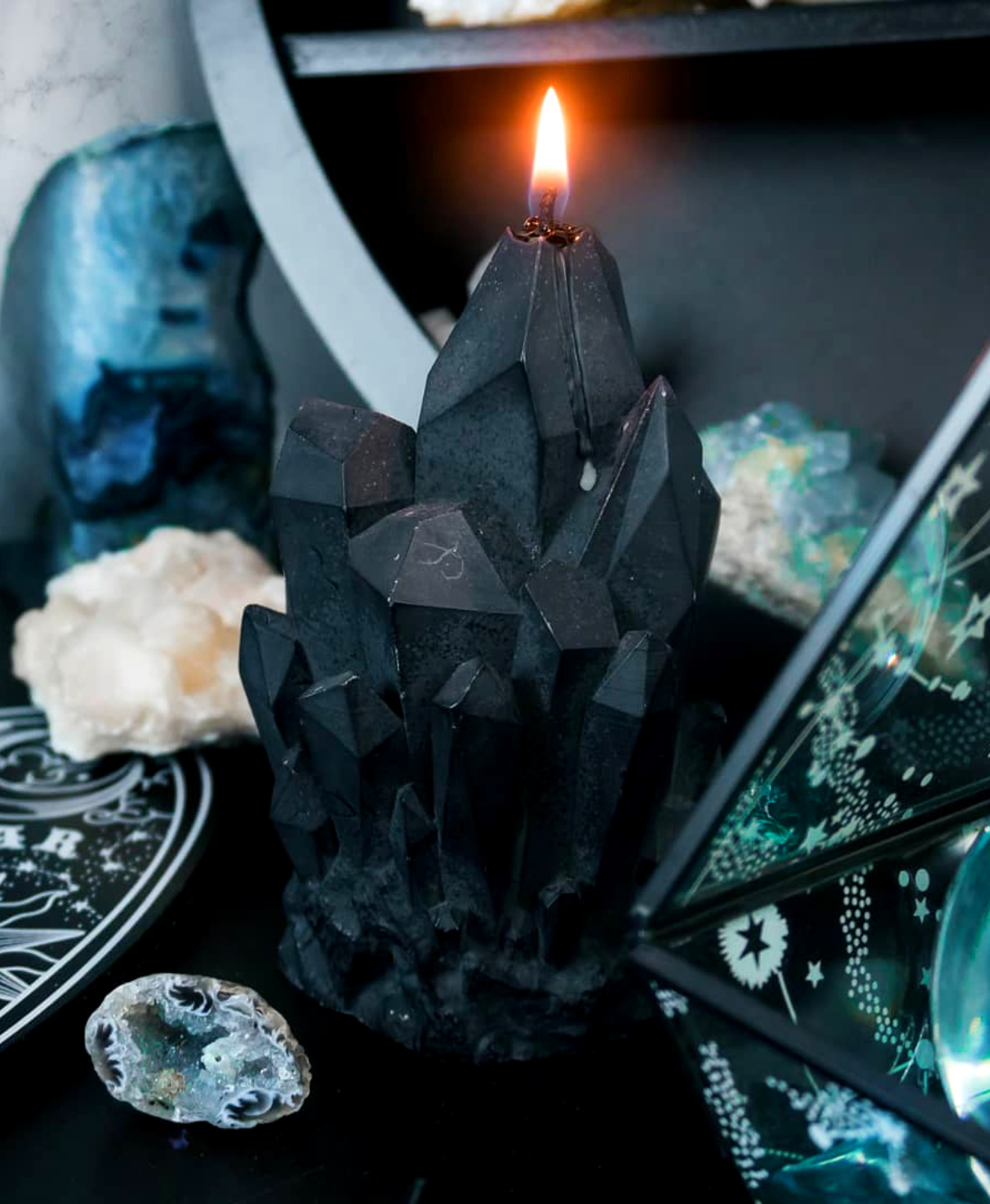 22 Artículos para darle a tu casa el toque perfecto de negro