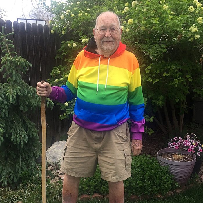 Conoce al abuelito que ‘salió del clóset’ a sus 90 años