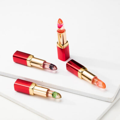 12 Labiales bonitos que merecen un espacio en tu tocador