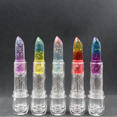 12 Labiales bonitos que merecen un espacio en tu tocador