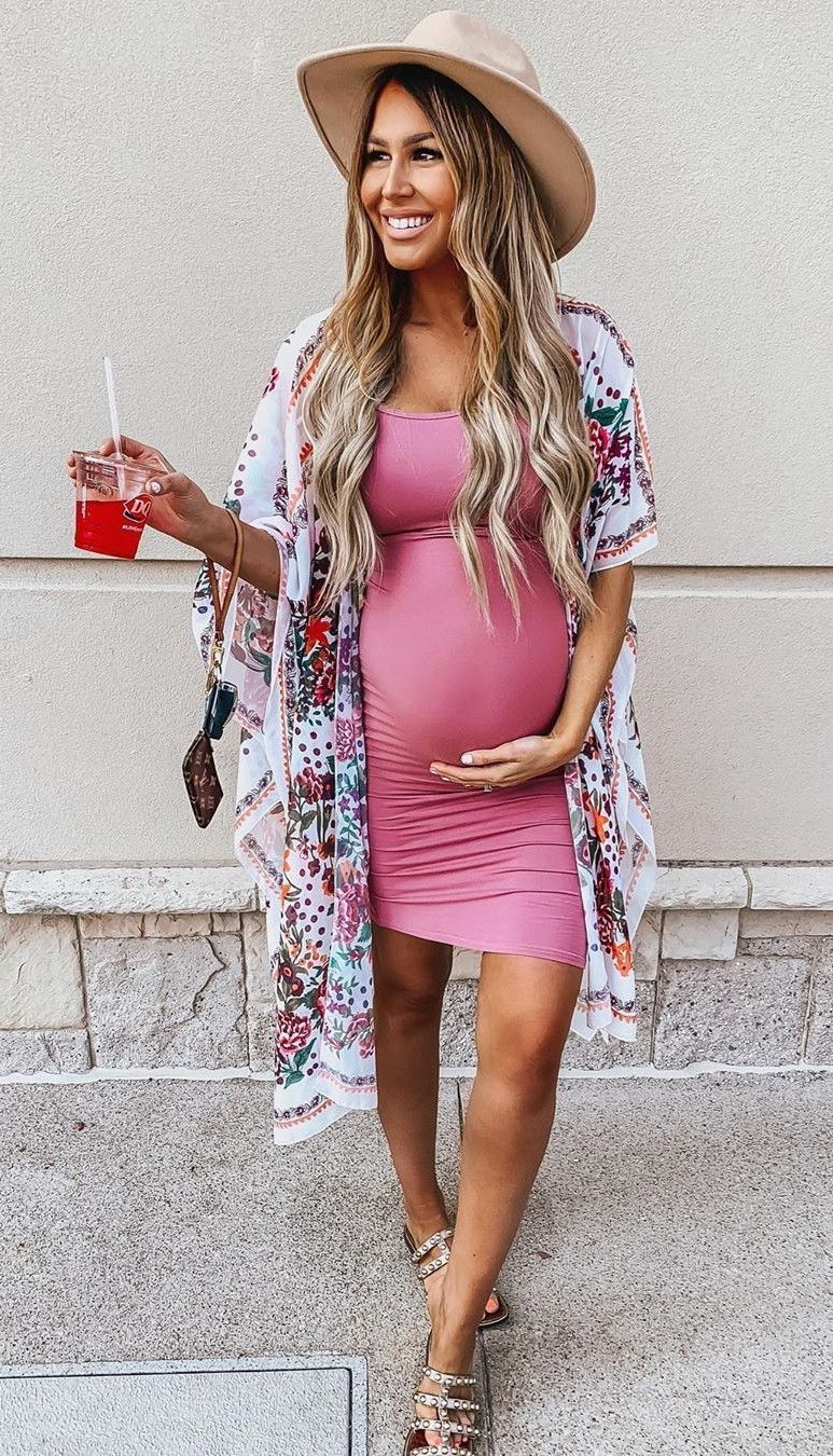 15 Outfits cómodos y modernos para lucir en tu embarazo