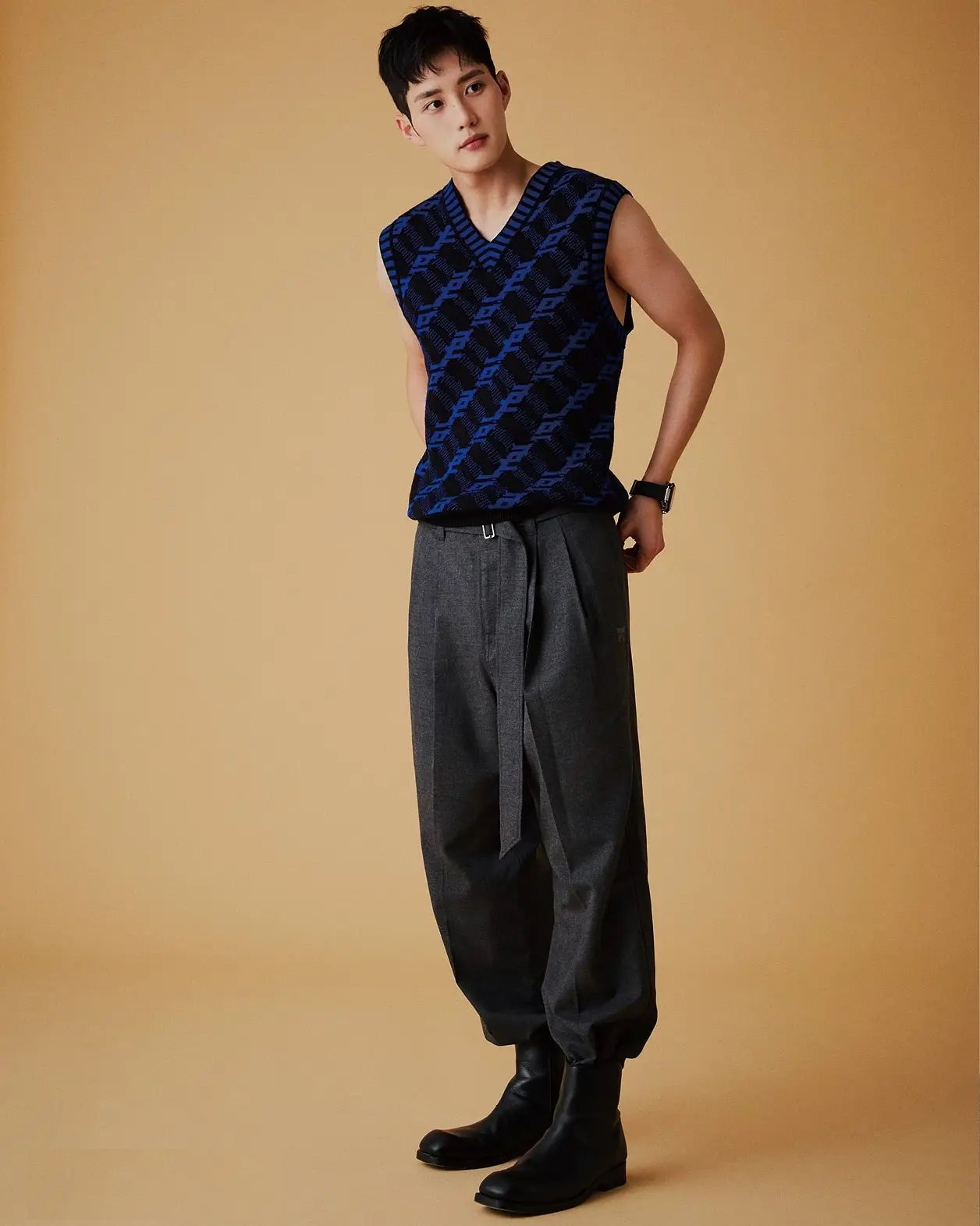 8 Asian Jocks So Handsome They Could Star In A K-Drama - World Stock Market