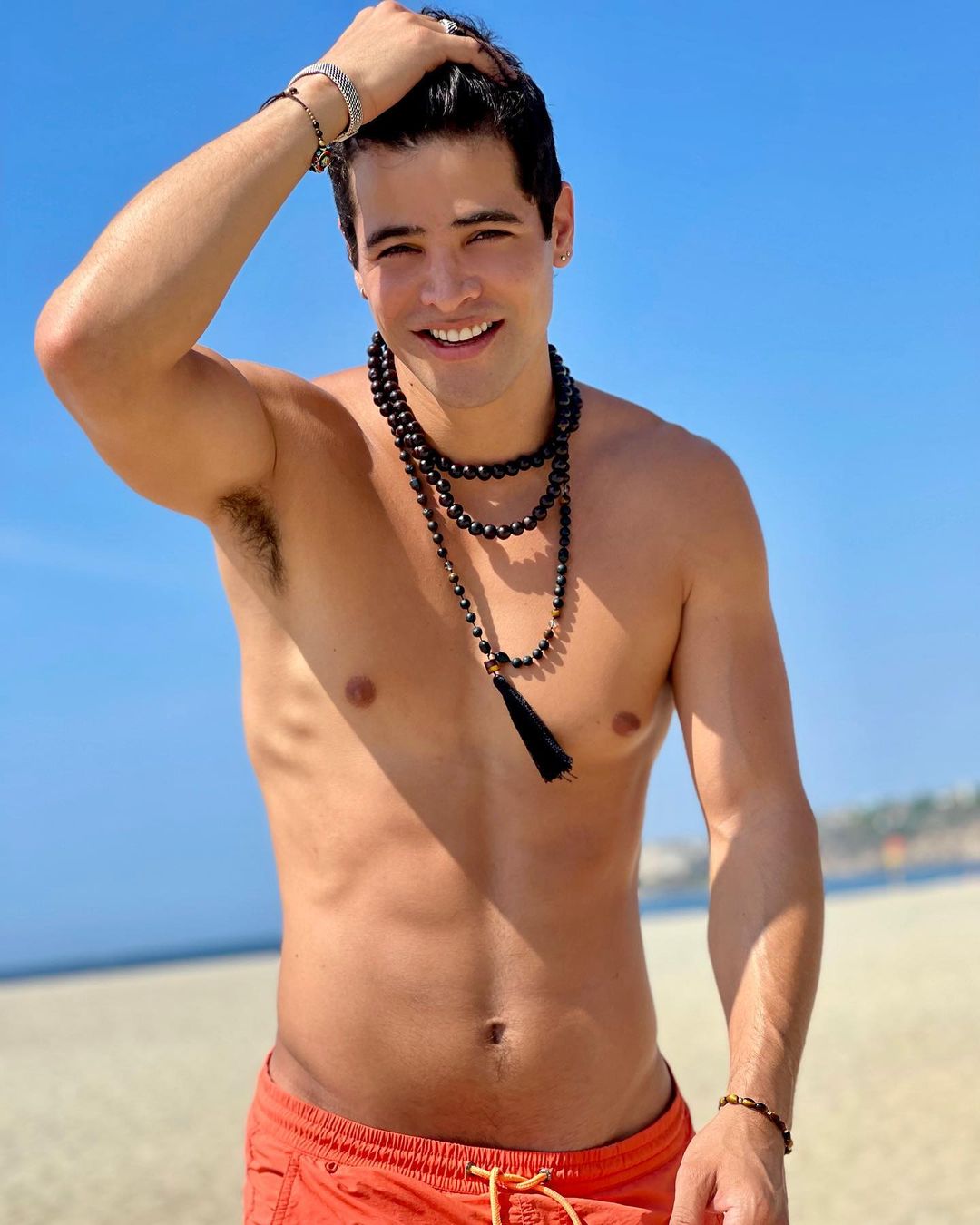 Mexicano es considerado el tercer hombre más guapo del mundo