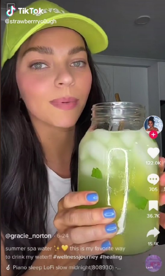 Chica crea el ‘agua de spa’ con ingredientes de bebida mexicana