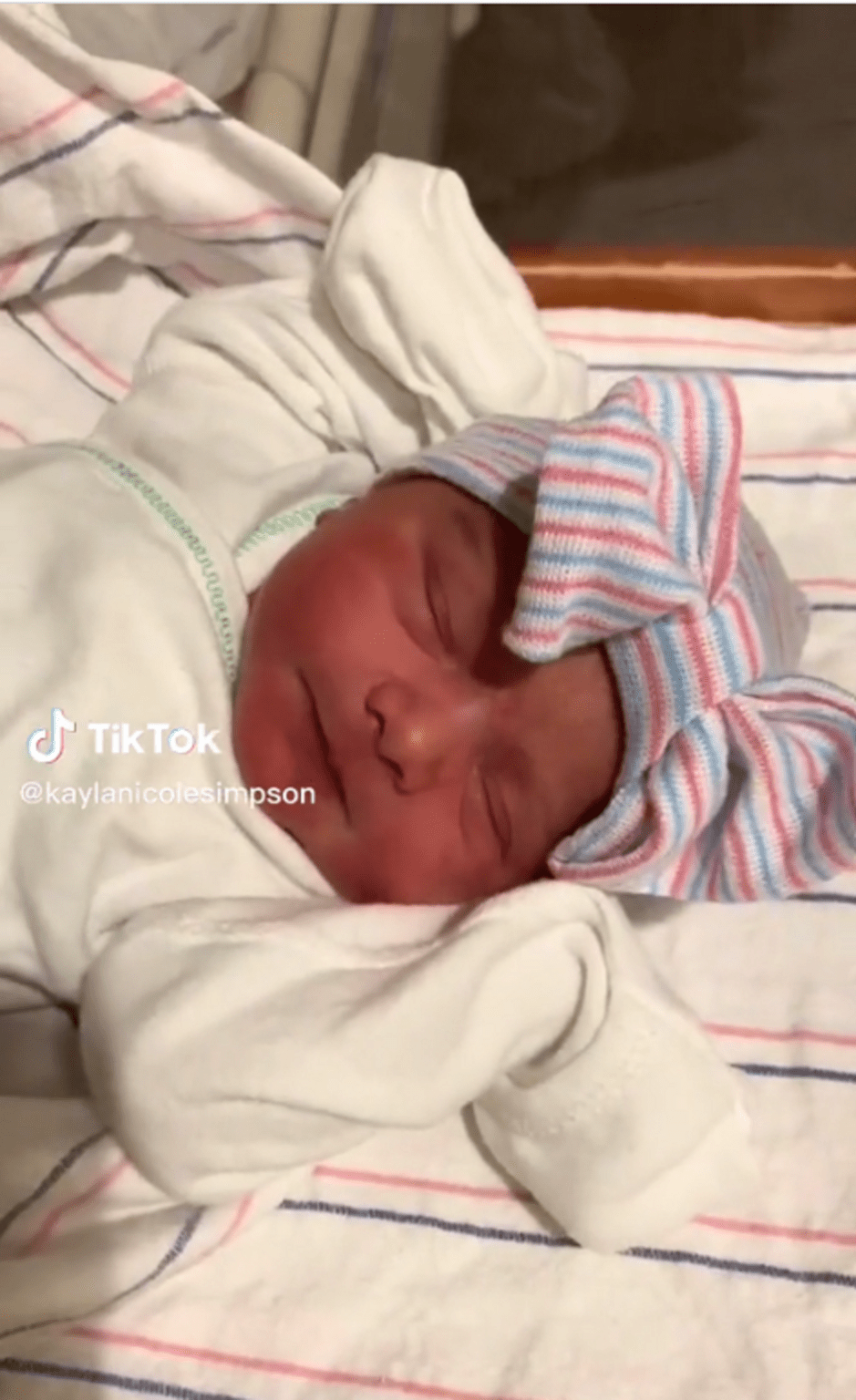 Whoops! She went to the doctor believing that she has appendicitis and ...