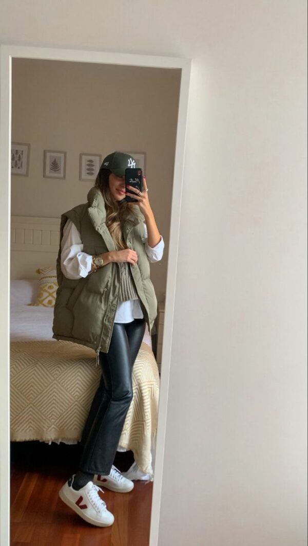 Ideas de cómo usar tus chalecos oversized en esta temporada