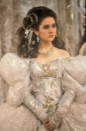 15 Outfits de series y películas que son perfectos