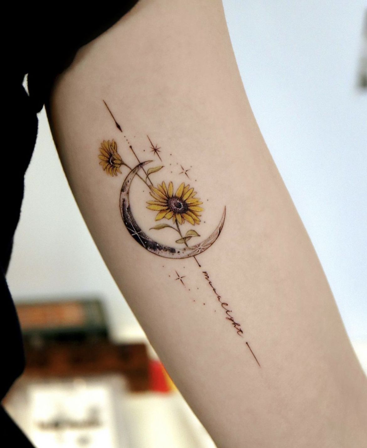 15 Beautiful tattoos perfect for the faithful daughters of the moon ...