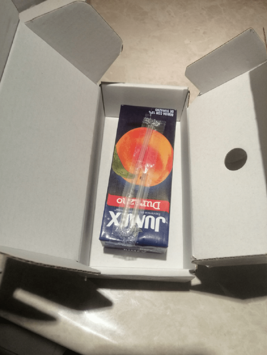 He buys a cell phone online and received a juicy surprise that made him ...