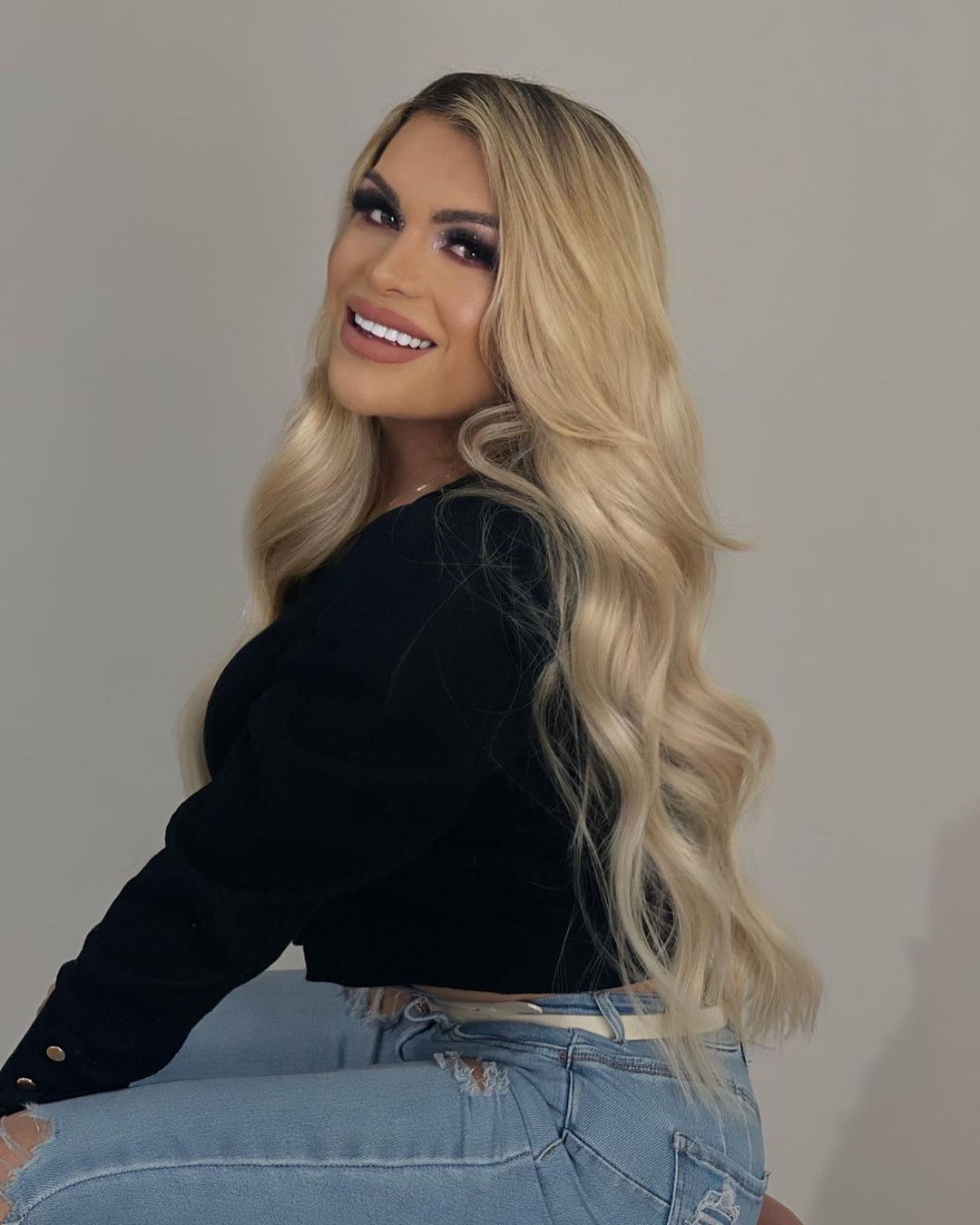 Poncho de Nigris wanted to humiliate Wendy Guevara for her physique and ...